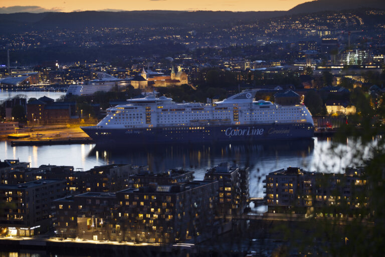 Reisearkiv - Risdal Touring