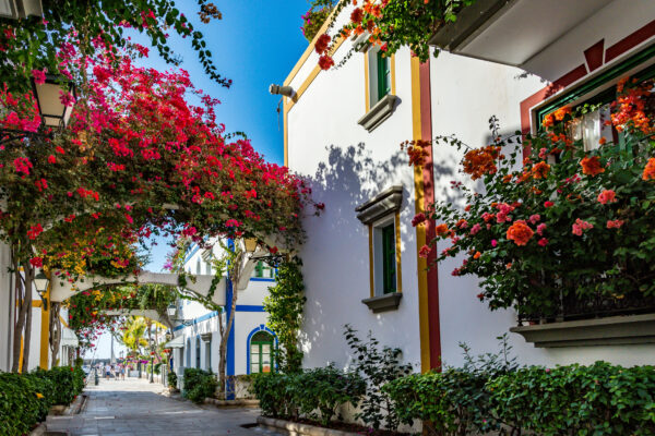 Puerto de Mogan, beautiful, romantic town on Gran Canaria, Spain ...